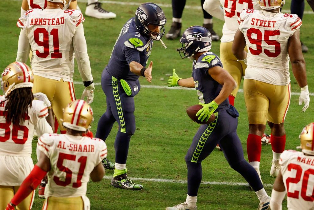 Seahawks host the Rams and Pats go to Denver in NFL Final 4